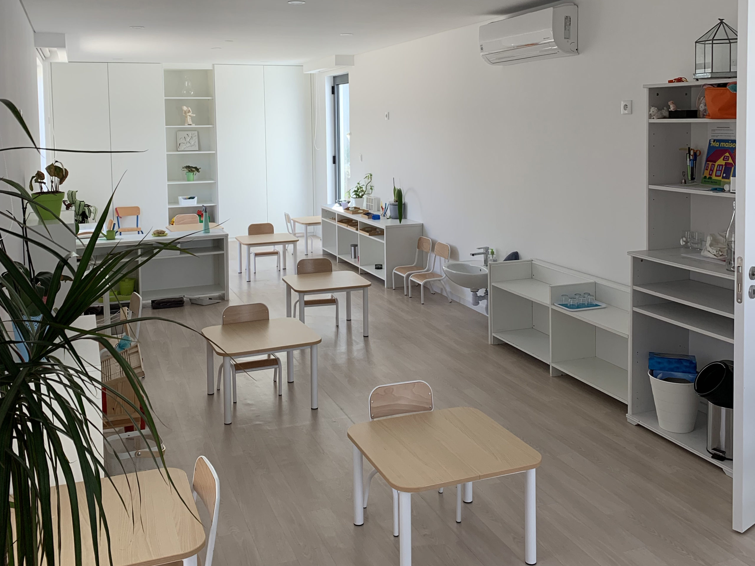 Une école sur-mesure, pratique et accueillante - HOME INDUSTRIE